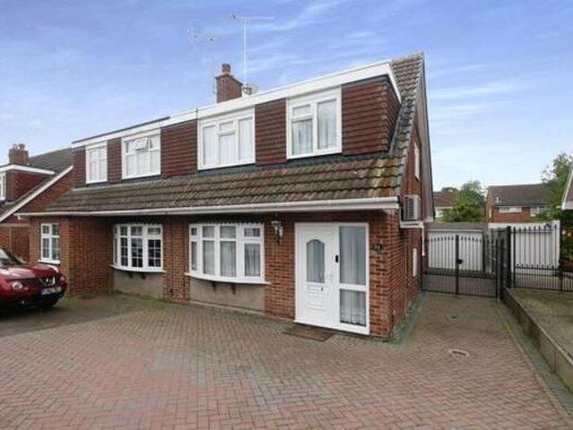 3 Bedroom Semi detached House For Sale In Brentwood, Essex