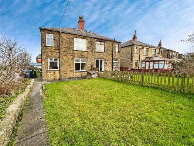 3 bedroom semi detached house for sale in Briarwood Drive, Bradford, BD6 1RT, BD6