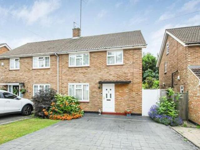 3 Bedroom Semi detached House For Sale In Bricket Wood