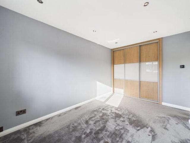 3 bedroom semi detached house for sale in Bridgend Crescent, Moodiesburn, Glasgow, G69