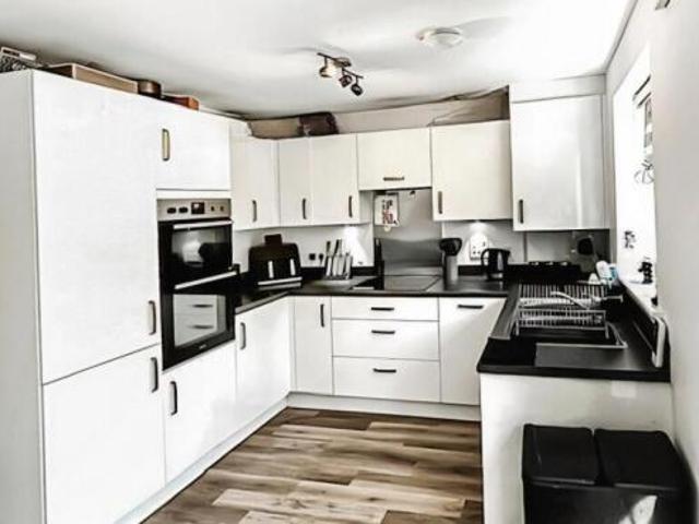 3 bedroom semi detached house for sale in Bridle Way, Maidstone, Kent, ME16 9GU, ME16