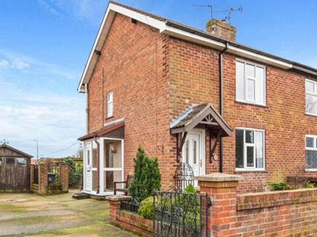 3 Bedroom Semi detached House For Sale In Brigg, North Lincolnshire