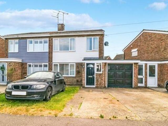 3 Bedroom Semi detached House For Sale In Brightlingsea, Colchester