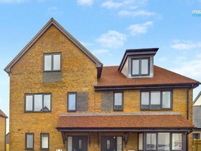 3 Bedroom Semi detached House For Sale In Brighton, East Sussex
