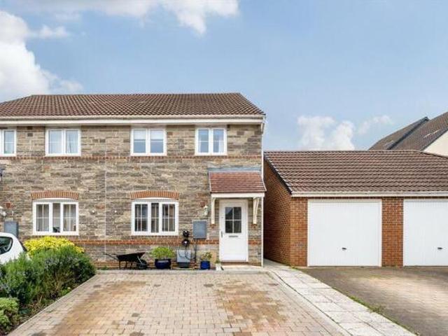 3 Bedroom Semi detached House For Sale In Bristol, Gloucestershire