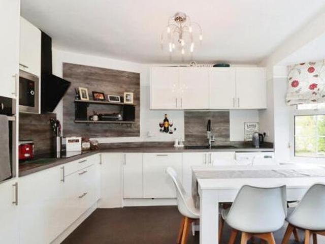 3 Bedroom Semi detached House For Sale In Bristol, Gloucestershire