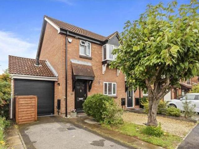 3 Bedroom Semi detached House For Sale In Bristol