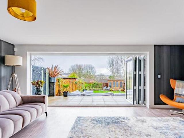 3 Bedroom Semi detached House For Sale In Bristol