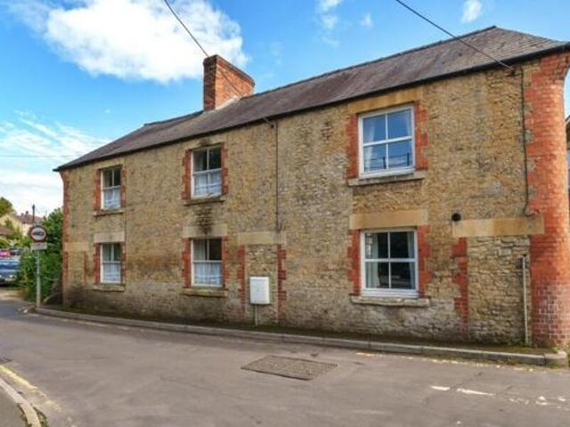 3 Bedroom Semi detached House For Sale In Bruton, Somerset