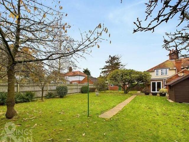 3 Bedroom Semi detached House For Sale In Brundall