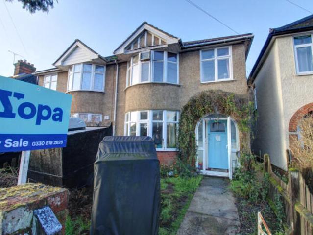3 bedroom semi detached house for sale in Brunswick Road, Ipswich, IP4