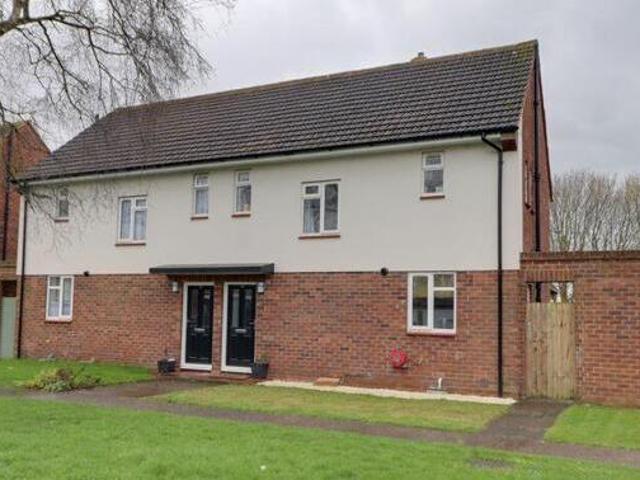 3 Bedroom Semi detached House For Sale In Buntingsdale