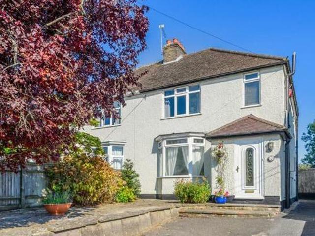 3 Bedroom Semi detached House For Sale In Buckinghamshire