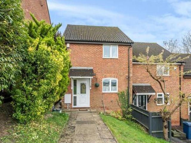 3 Bedroom Semi detached House For Sale In Buckinghamshire