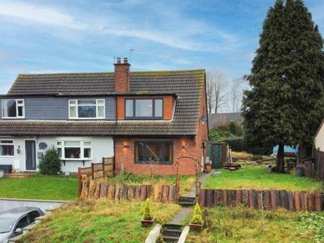 3 Bedroom Semi detached House For Sale In Burton on the wolds