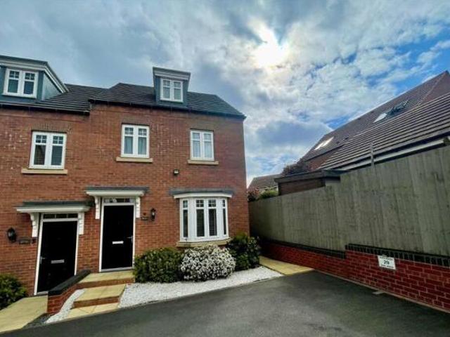 3 Bedroom Semi detached House For Sale In Burton On Trent
