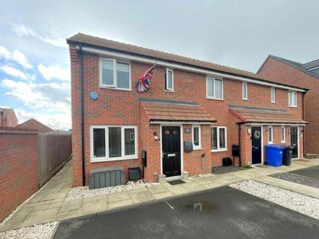 3 Bedroom Semi detached House For Sale In Burton on trent