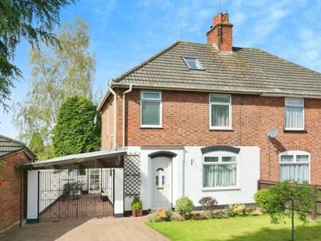 3 Bedroom Semi detached House For Sale In Burton on trent