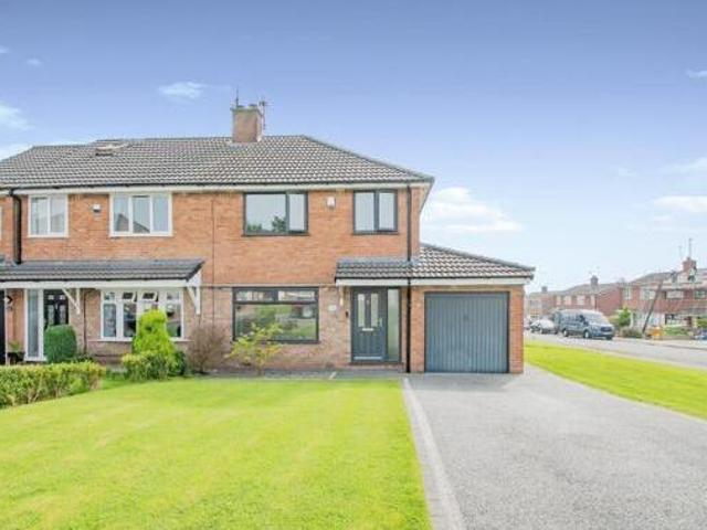 3 Bedroom Semi detached House For Sale In Bury, Greater Manchester