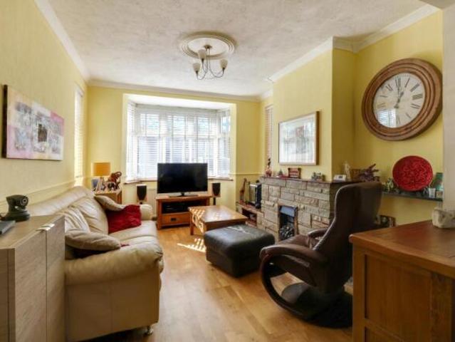 4 bedroom semi detached house for sale in Burnham Lane, Burnham, Berkshire, SL1 6LE, SL1