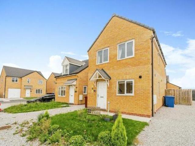 3 Bedroom Semi detached House For Sale In Burnley