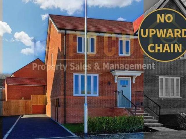 3 Bedroom Semi detached House For Sale In Bushby