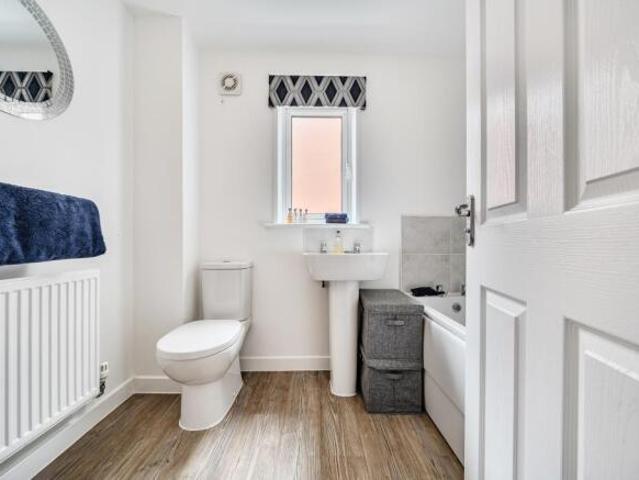 3 bedroom semi detached house for sale in Bushton Close, Badbury Park, Swindon, SN3