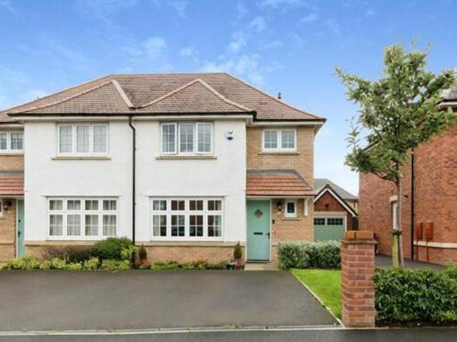 3 Bedroom Semi detached House For Sale In C