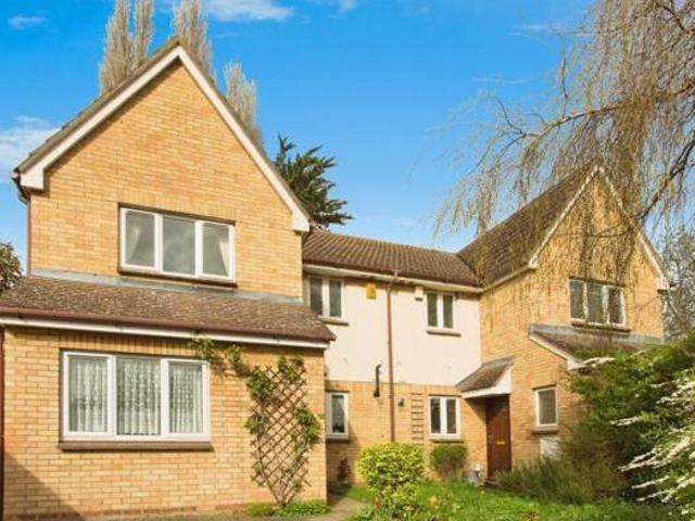 3 Bedroom Semi detached House For Sale In Cambridge, Cambridgeshire