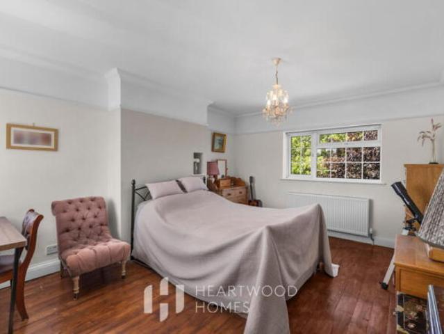 3 bedroom semi detached house for sale in Camp Road, St. Albans, AL1 5PB, AL1