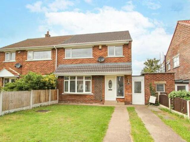 3 Bedroom Semi detached House For Sale In Cantley, Doncaster