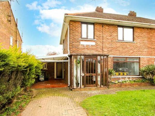 3 Bedroom Semi detached House For Sale In Cantley, Doncaster