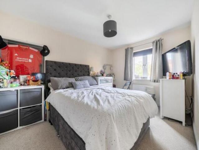 3 bedroom semi detached house for sale in Cantley Road, Great Denham, MK40