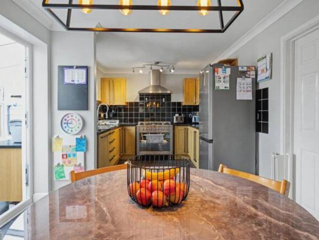 3 bedroom semi detached house for sale in Canuden Road, Chelmsford, CM1