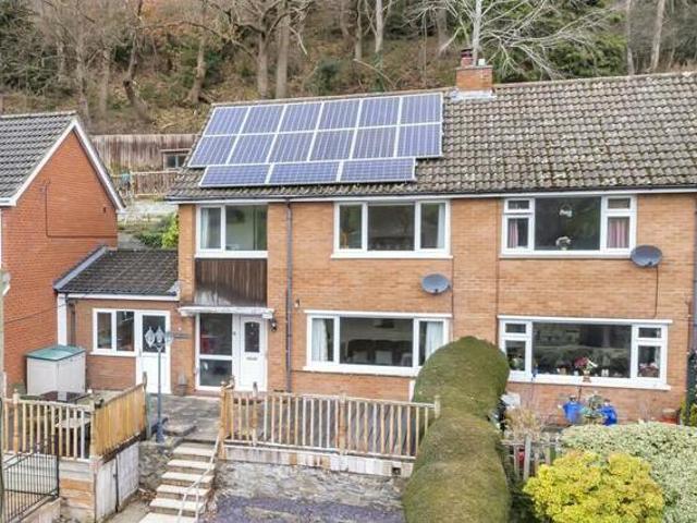 3 Bedroom Semi detached House For Sale In Canal Road