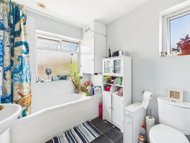 3 bedroom semi detached house for sale in Canberra Close, Ipswich, Suffolk, UK, IP4