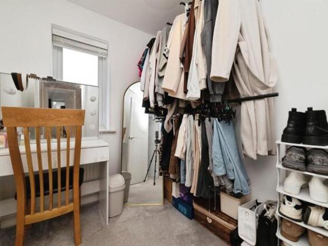3 bedroom semi detached house for sale in Canister Close, Hull, HU9