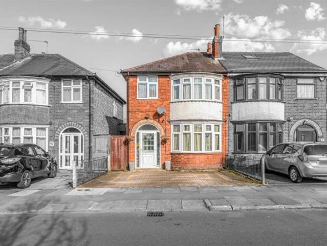 3 bedroom semi detached house for sale in Cairnsford Road, Leicester, LE2