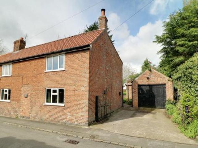 3 Bedroom Semi detached House For Sale In Caistor, Market Rasen