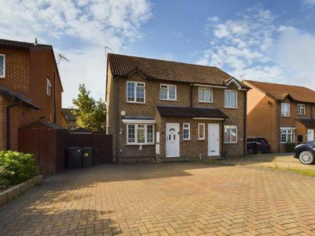 3 Bedroom Semi detached House For Sale In Calcot