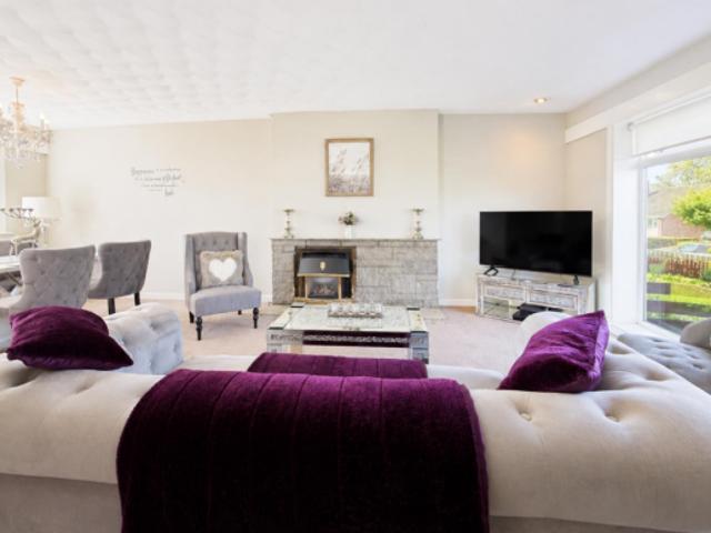 3 bedroom semi detached house for sale in Calderbraes Avenue, Uddingston, Glasgow, G71