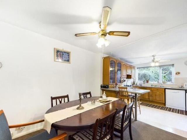 3 Bedroom Semi detached House For Sale In Carlton, Nottingham
