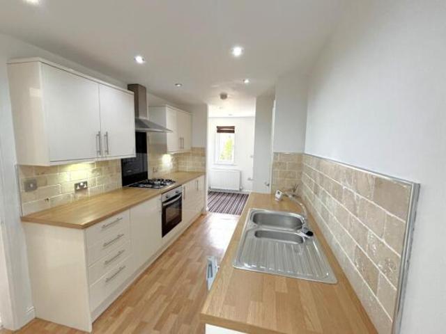 3 bedroom semi detached house for sale in Carlton Court, Birkenshaw, Bradford, West Yorkshire, BD11