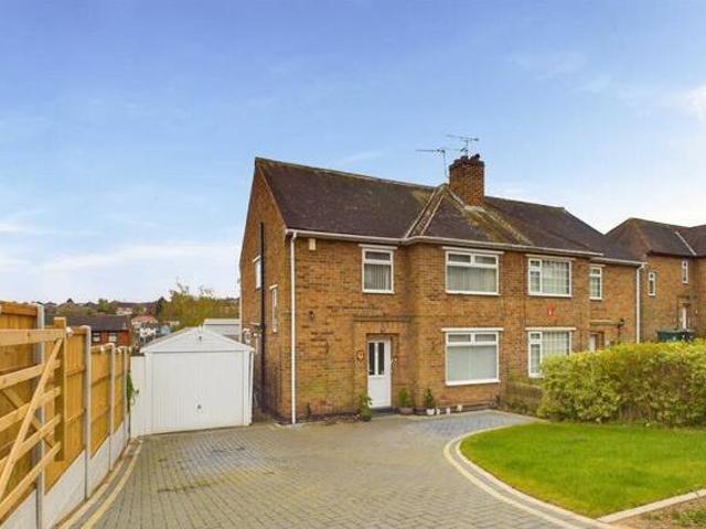 3 Bedroom Semi detached House For Sale In Carlton