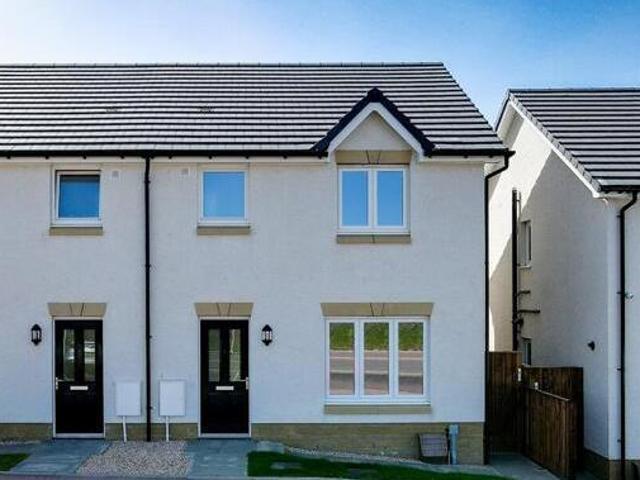 3 Bedroom Semi detached House For Sale In Carnbroe