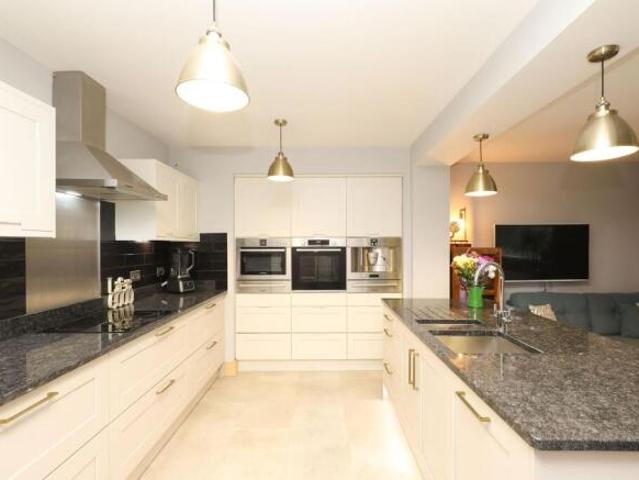 3 bedroom semi detached house for sale in Carr Forge Road, Sheffield, S12
