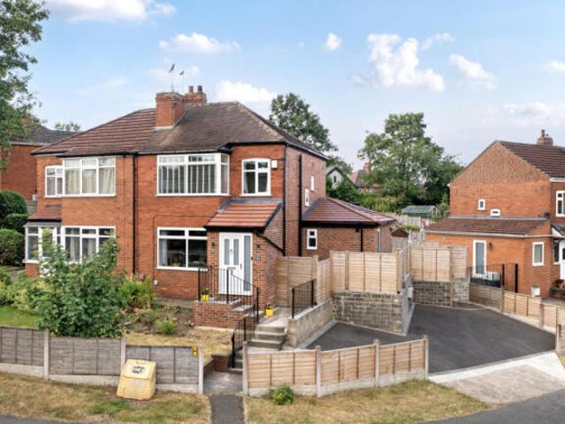 3 bedroom semi detached house for sale in Carrholm Drive, Chapel Allerton, Leeds, LS7