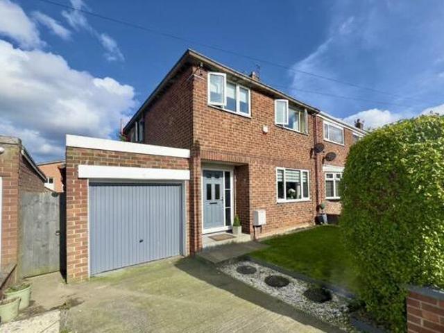3 Bedroom Semi detached House For Sale In Carrville