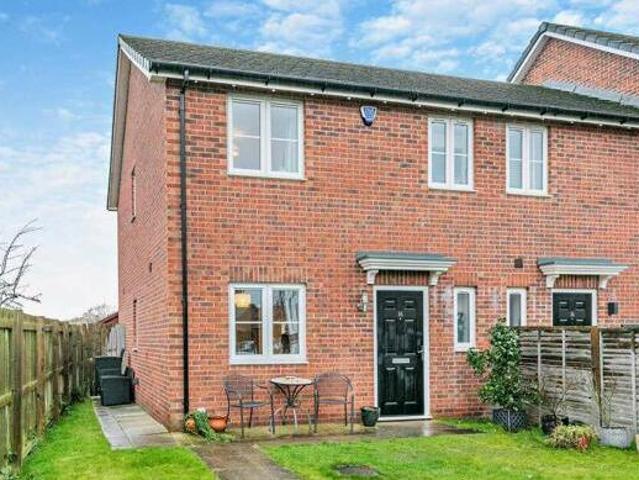 3 Bedroom Semi detached House For Sale In Castleford