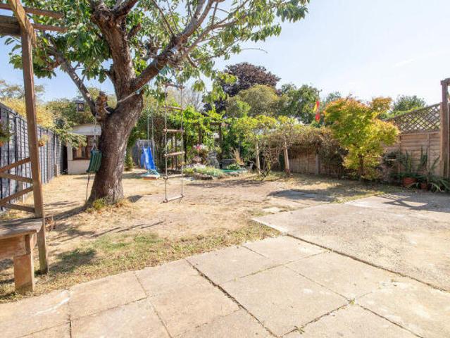 3 bedroom semi detached house for sale in Causeway Crescent, Totton, SO40